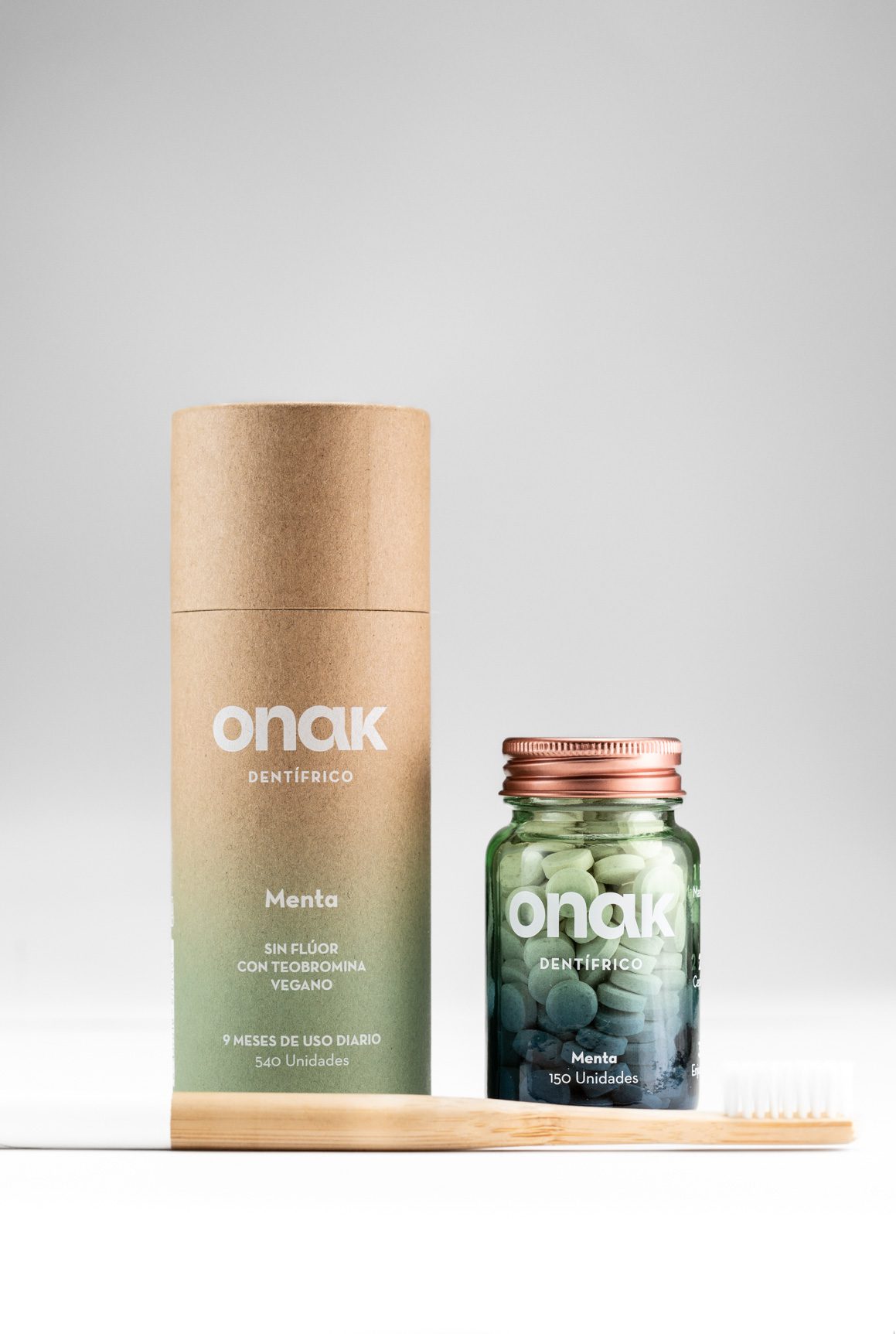 Colección ONAK 2025 – ONAK® Dentífrico en comprimidos - Redefiniendo tu ...